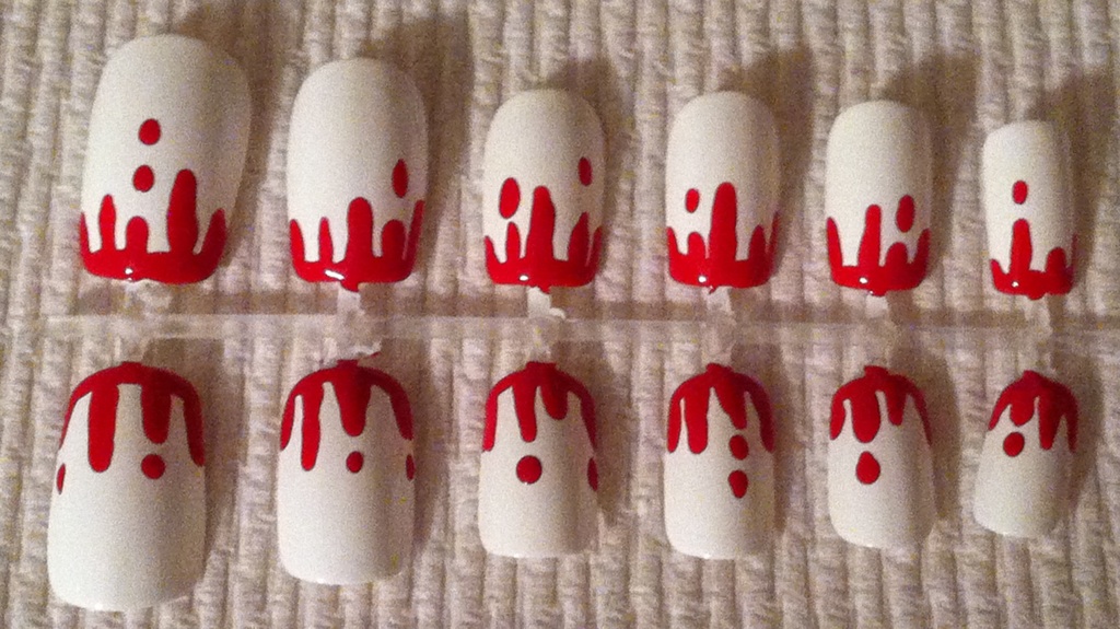 Blood Drip, Hallowwen, Dexter Nails on Luulla